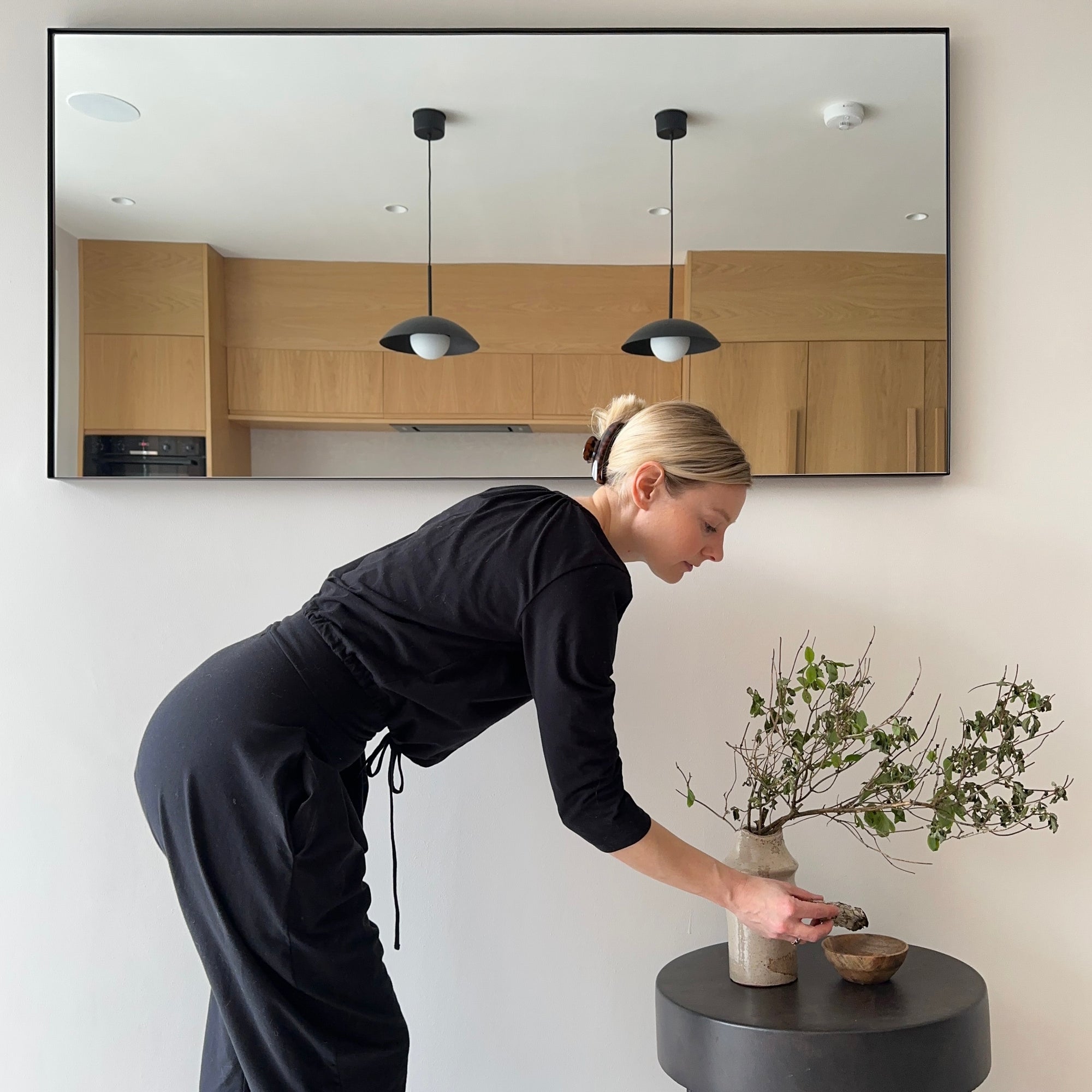 5 Ways To Style Your Frameless Pond Mirror