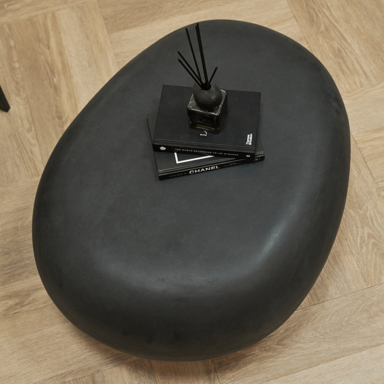 Minimal Onyx Pebble Coffee Table - Zola