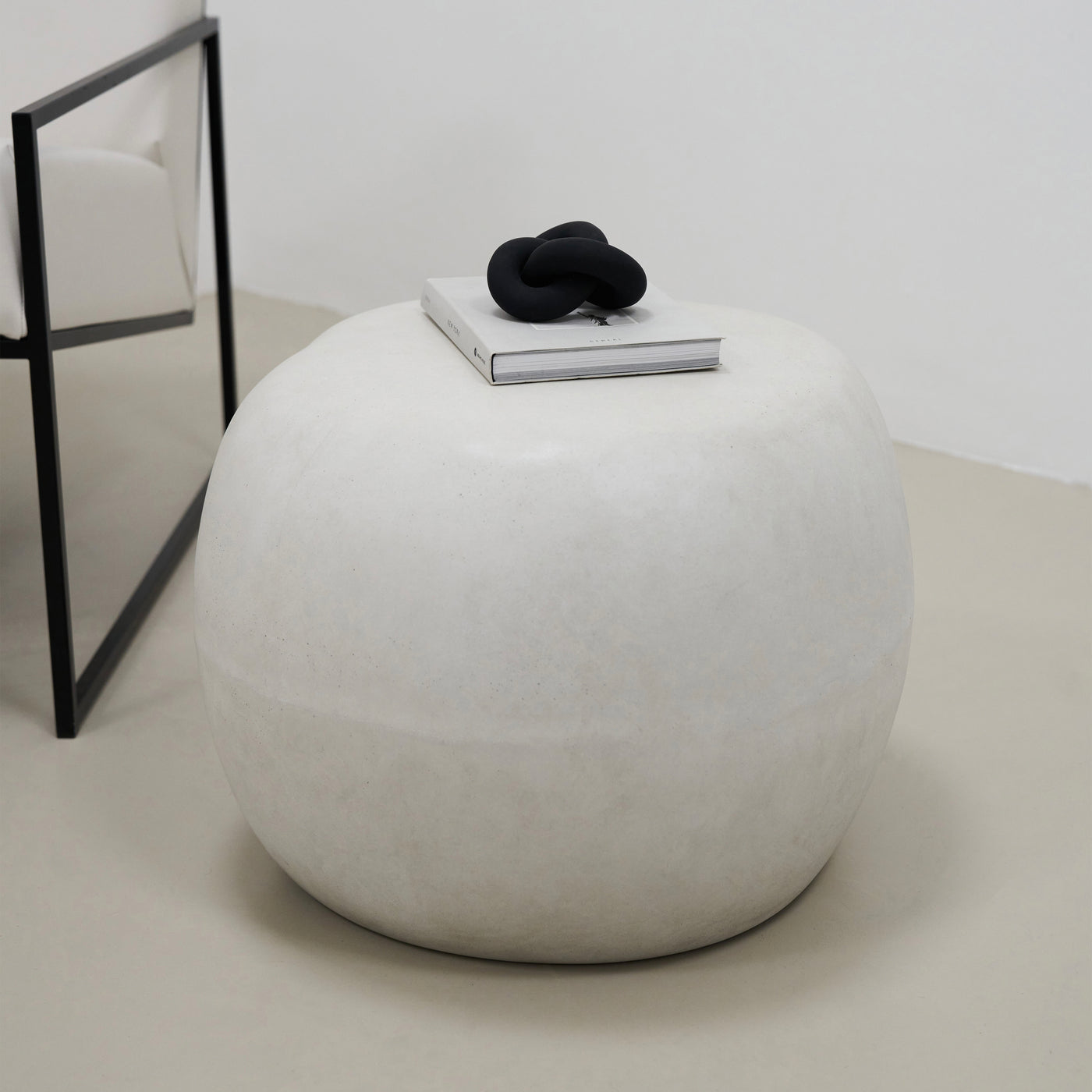 Minimal Concrete Pebble Side Table - Zola