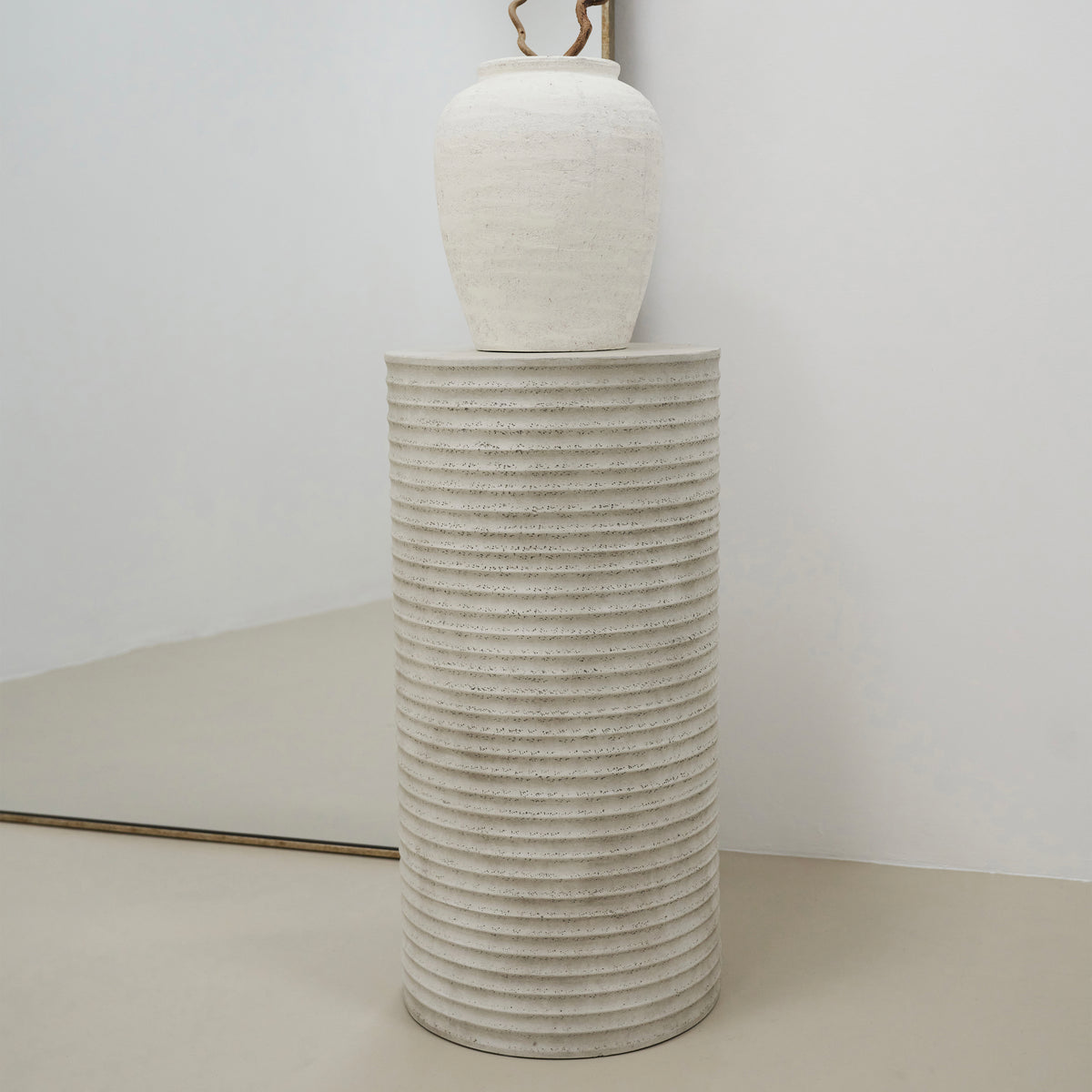 Minimal Concrete Ribbed Plinth - Raya
